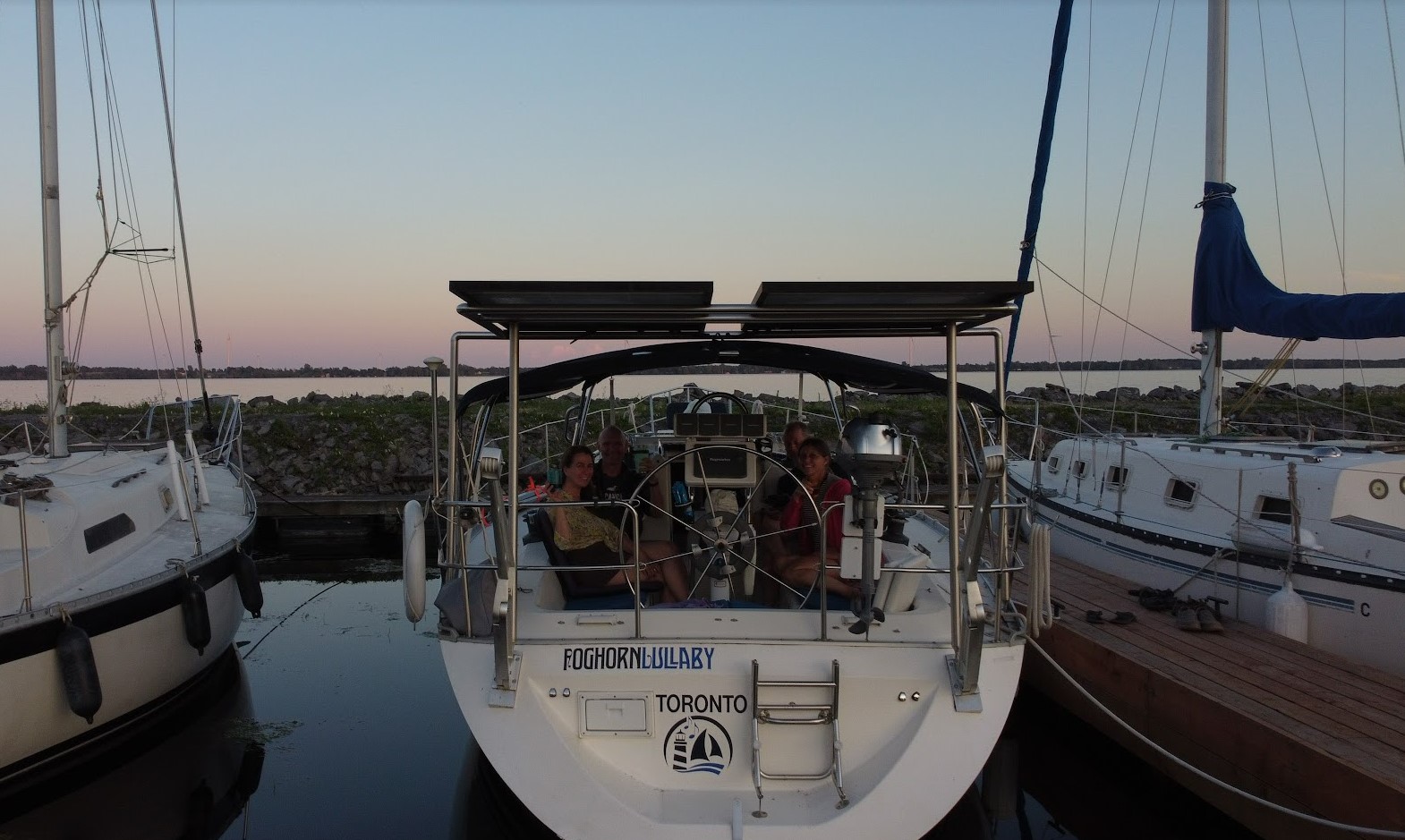 Weekend with Friends on our Floating Mastless Cottage – Foghorn Lullaby